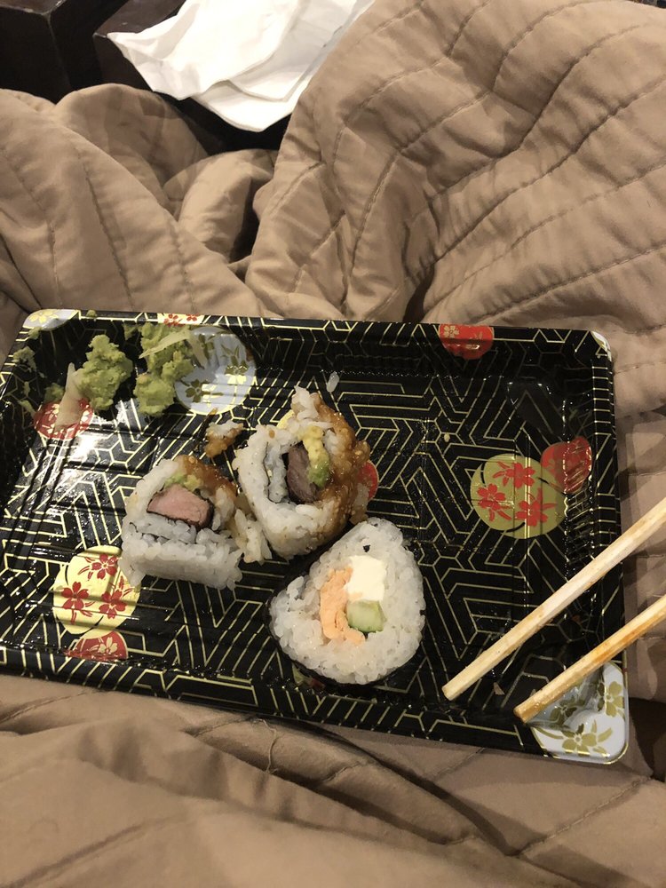 NHINJA SUSHI & WOK - 60 Photos & 84 Reviews - 12305 N Rockwell Ave ...