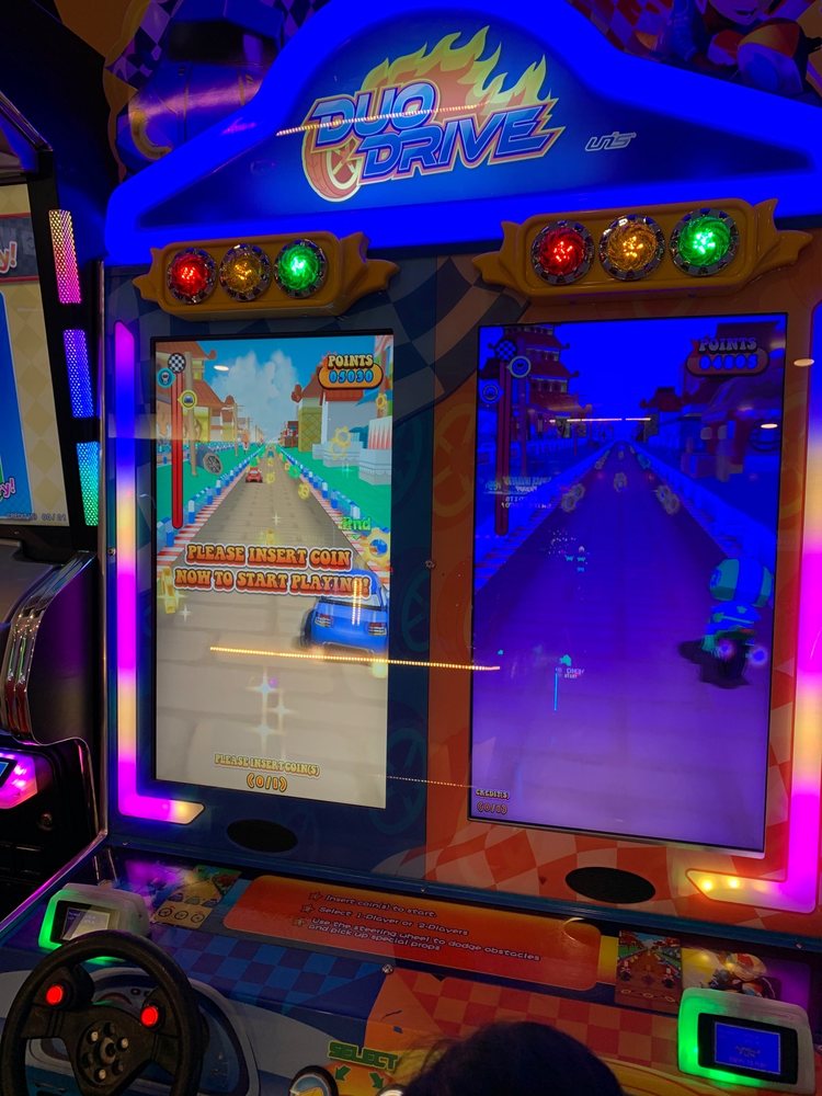 JUNGLE FUN ISLAND - 127 Photos & 62 Reviews - 1450 Ala Moana Blvd ...