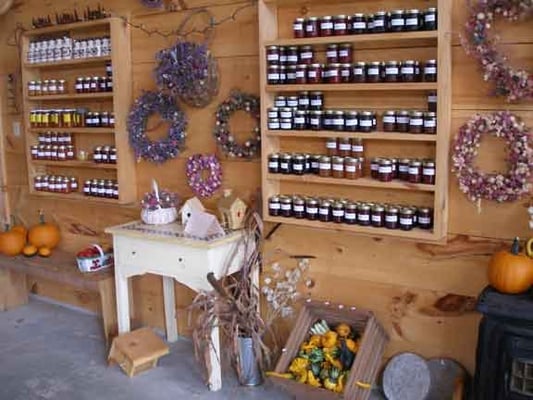 TWIN PINES ORCHARDS & CIDER HOUSE - Updated December 2025 - 8169 ...