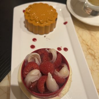 RED 8 - 1185 Photos & 799 Reviews - 3131 Las Vegas Blvd S, Las Vegas ...