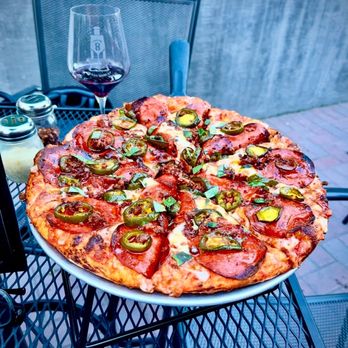 ENGINE 8 URBAN WINERY - Updated July 2025 - 435 Photos & 206 Reviews ...