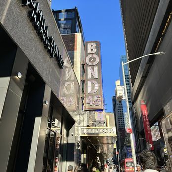 BOND 45 - Updated November 2024 - 1005 Photos & 1018 Reviews - 221 W ...