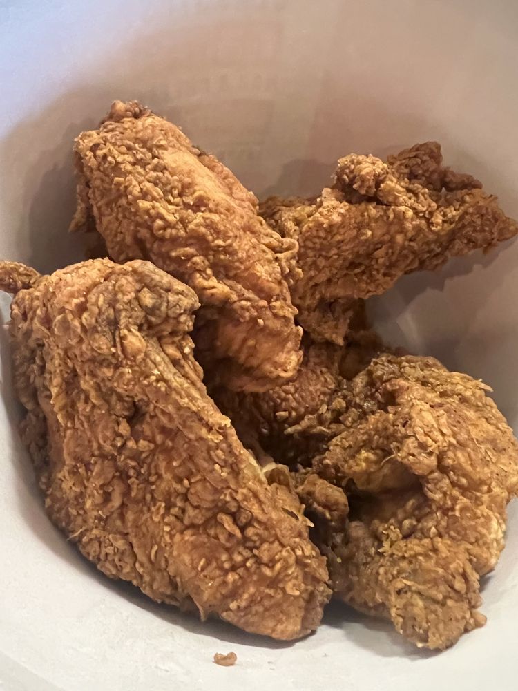 KFC - Updated November 2025 - 66 Photos & 53 Reviews - 150 E Dundee Rd ...