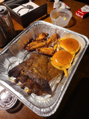 BULL PEN RESTAURANT & LOUNGE - 13 Photos & 25 Reviews - Washington Ave ...