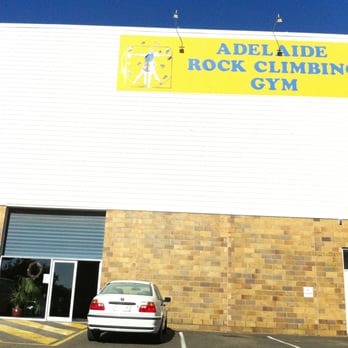 VERTICAL REALITY CLIMBING - Updated October 2025 - 560 N East Rd ...