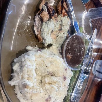 SEPTEMBERS TAPROOM & EATERY - PERRIS - Updated October 2025 - 326 ...