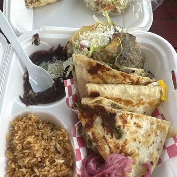 LOBOS TACOS Y PUPUSAS - Updated September 2025 - 31 Photos & 31 Reviews ...