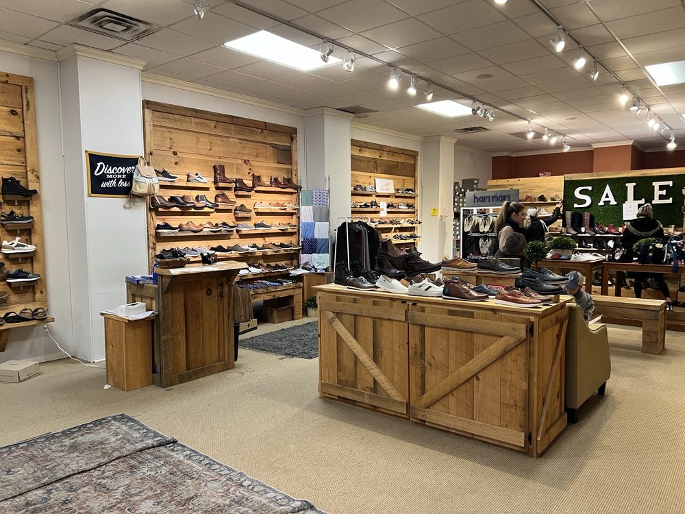 BALLARD’S OF BLUE RIDGE - Updated January 2026 - 679 E Main St, Blue ...