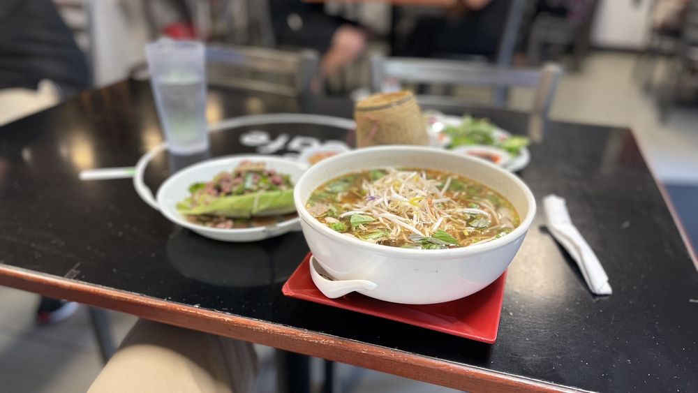 STICKY RICE CAFE - 566 Photos & 611 Reviews - 120 Jack Dance St ...