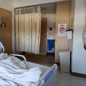 LAUREL RIDGE TREATMENT CENTER - 48 Reviews - 17720 Corporate Woods Dr ...