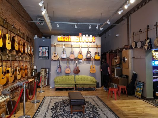 EMERALD CITY GUITARS - Updated July 2025 - 43 Photos & 89 Reviews - 83 ...