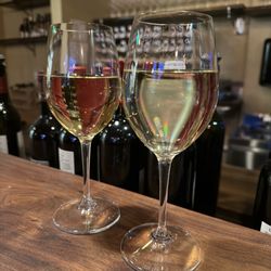 Best Wine Bar Near Me - December 2025: Find Nearby Wine Bar Reviews - Yelp