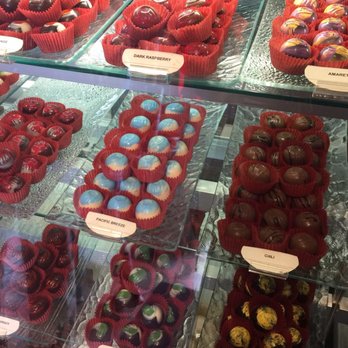 THE CHOCOLATE RABBIT - Updated December 2025 - 17 Photos - 11 Queen ...