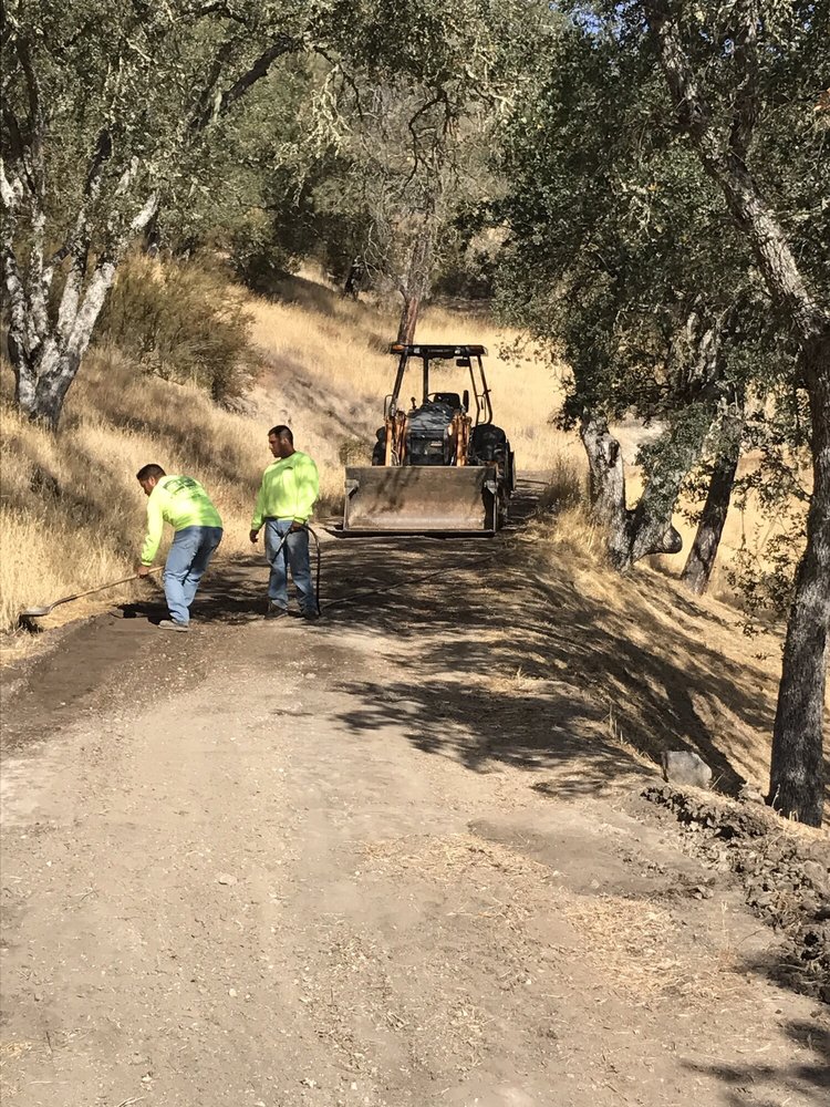 BLACK TOP PAVING - Updated October 2025 - 80 Photos - 15200 Monterey Rd ...
