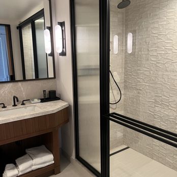 THE JAY, AUTOGRAPH COLLECTION - Updated August 2024 - 188 Photos & 29 ...