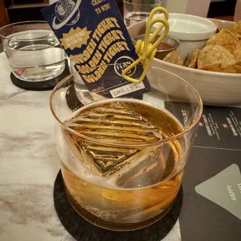 FERN BAR - Updated July 2025 - 189 Photos & 73 Reviews - 2041 Broadway ...