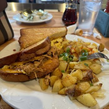 THE WHITE SHEEP - Updated June 2024 - 674 Photos & 546 Reviews - 14335 ...