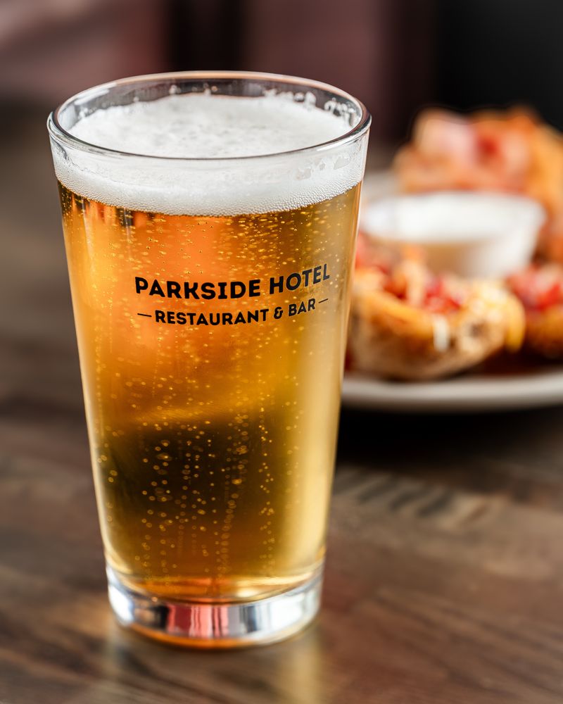 PARKSIDE HOTEL - Updated September 2025 - 84 Photos & 113 Reviews - 3 E ...