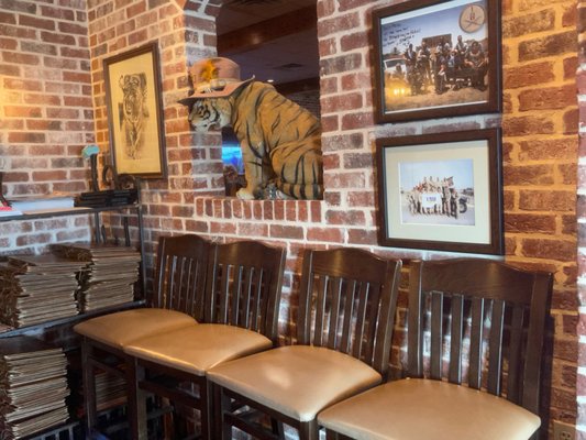 MIKE ANDERSON’S SEAFOOD RESTAURANT & OYSTER BAR - 311 Photos & 272 ...