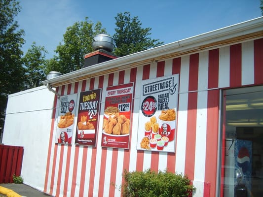 KFC - Updated May 2026 - 20 Reviews - 18 Titus Street, Halifax, Nova ...