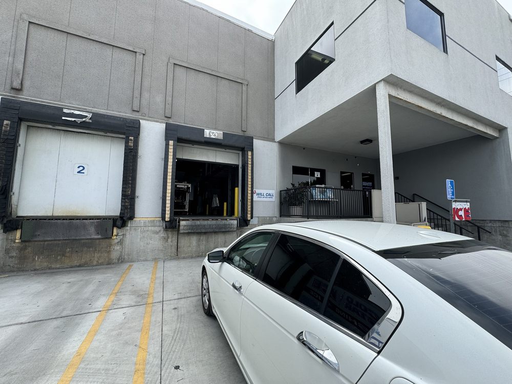 COLD STAR ICE - Updated October 2025 - 11 Photos & 11 Reviews - 3640 ...