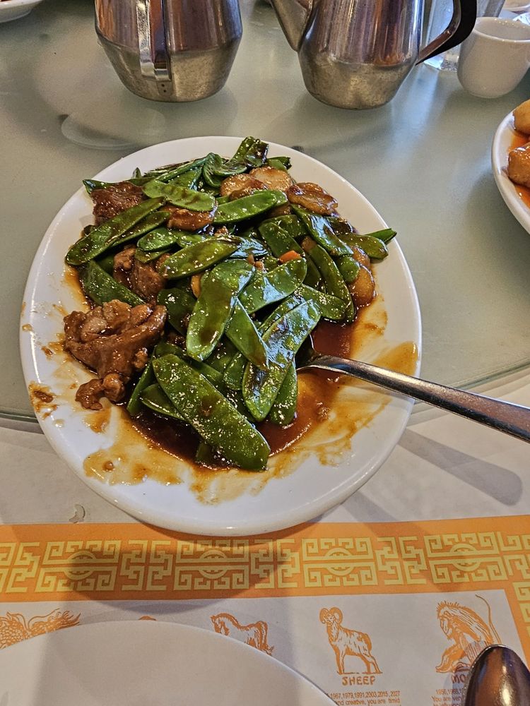 EAST CHINA INN - Updated January 2026 - 74 Photos & 120 Reviews - 915 ...