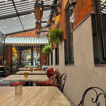 LAPINOU - Updated October 2025 - 181 Photos & 61 Reviews - 642 King ...