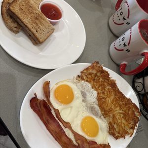 RED BRIDGE BISTRO - Updated September 2025 - 24 Photos - 109 W Jackson ...