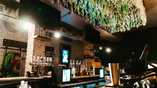 EDEN THE LOUNGE - Updated October 2025 - 13 Photos & 13 Reviews - 23 E ...