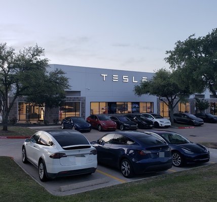 TESLA SERVICE CENTER - Updated October 2025 - 18 Photos & 13 Reviews ...