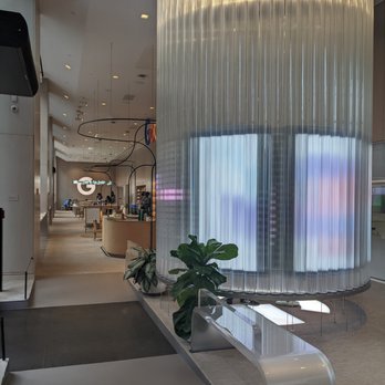 GOOGLE STORE CHELSEA - Updated December 2025 - 70 Photos & 21 Reviews ...