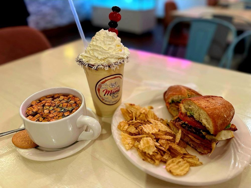 DULCE MAMI CAFÉ RIVERSIDE - Updated December 2025 - 115 Photos & 52 ...