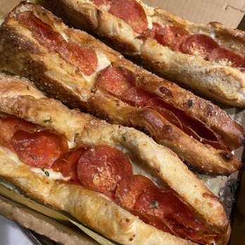 RIZZA PIZZA - Updated January 2025 - 118 Photos & 276 Reviews (4.3 ...