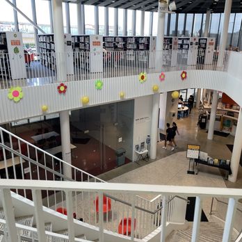 CHICAGO PUBLIC LIBRARY - CHINATOWN BRANCH - Updated September 2025 - 98 ...