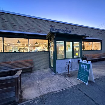 MONUTS - Updated November 2024 - 684 Photos & 589 Reviews - 1002 Ninth ...