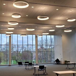 COLUMBUS METROPOLITAN LIBRARY - HILLIARD - Updated May 2025 - 22 Photos ...