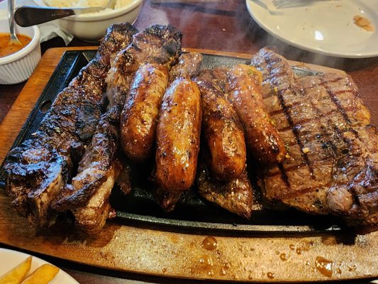 VICTOR’S GRILL - Updated June 2024 - 188 Photos & 220 Reviews - 7634 ...
