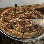 SHOREBREAK PIZZA & TAPHOUSE - 520 Photos & 372 Reviews - Pizza - 2941 ...
