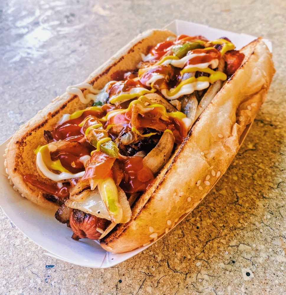 LA STYLE HOTDOGS - 71 Photos & 48 Reviews - 20 City Blvd W, Orange ...