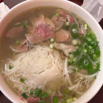 MR PHO - Updated December 2025 - 175 Photos & 155 Reviews - 3360 N ...