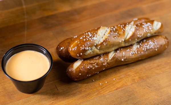 MATTENGA’S PIZZERIA IN TAP RACK SOCIAL - Updated December 2024 - 16 ...