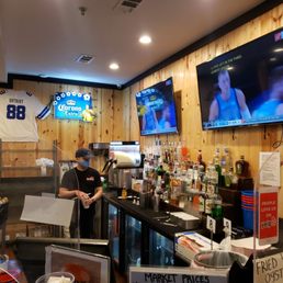 RED CLAWS CRAB SHACK - Updated April 2025 - 300 Photos & 400 Reviews ...