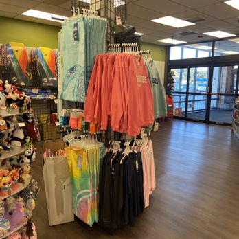 ROUSES MARKET - Updated January 2026 - 213 Photos & 105 Reviews - 1545 ...