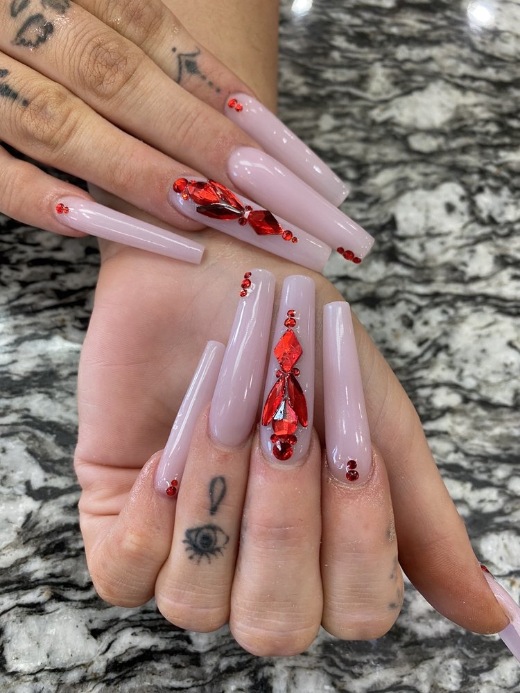 COSMO NAILS - 226 Photos & 110 Reviews - 10137 Riverside Dr, Toluca ...