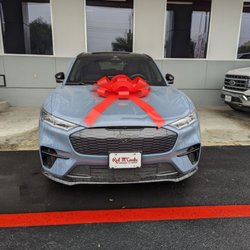 RED MCCOMBS FORD - 52 Photos & 206 Reviews - 8333 I-10, San Antonio ...