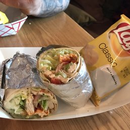 THE RED LINE CAFE - 103 Photos & 230 Reviews - 188 Essex St, Salem ...