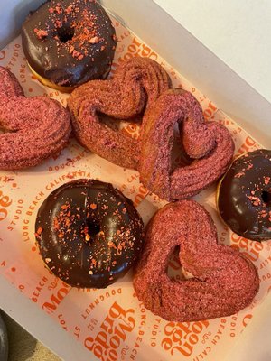 MOONBRIDGE DOUGHNUT STUDIO - Updated June 2024 - 161 Photos & 117 ...