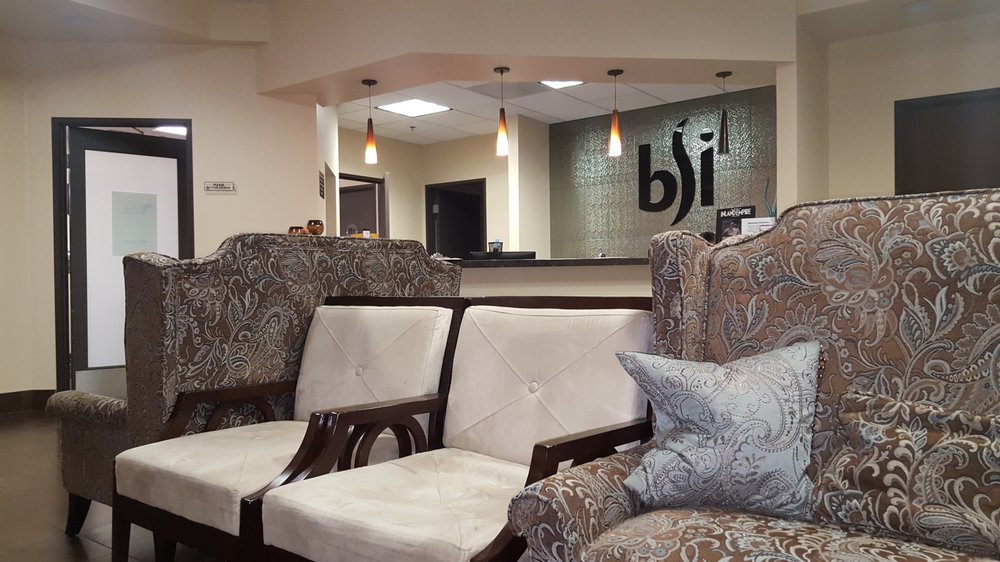 DARREN L BERGEY, MD - Updated September 2025 - 32 Reviews - 900 E ...