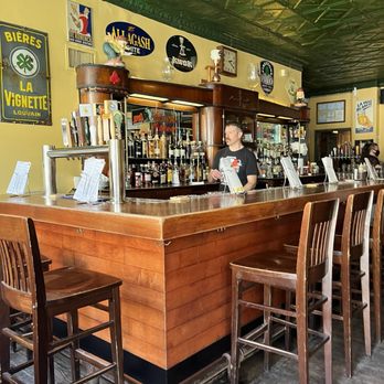 HOPLEAF BAR - Updated June 2025 - 1234 Photos & 2372 Reviews - 5148 N ...