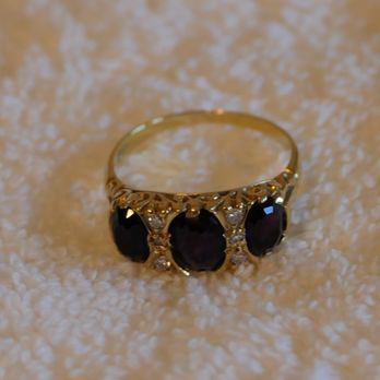 Eb horn estate jewelry store